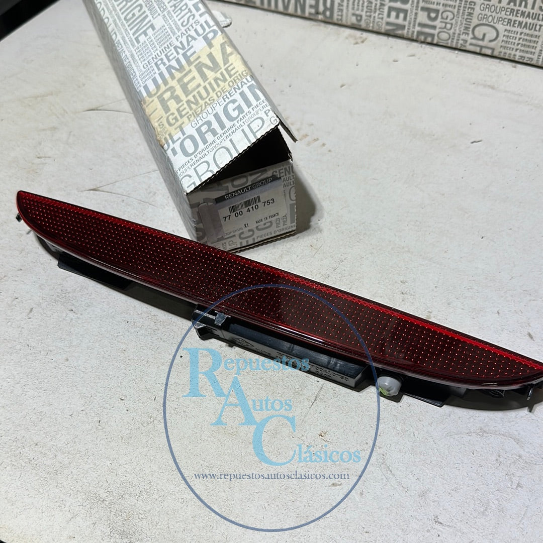 Luz De Freno Renault Clio 2 II 7700410753 – RepuestosAutosClasicos