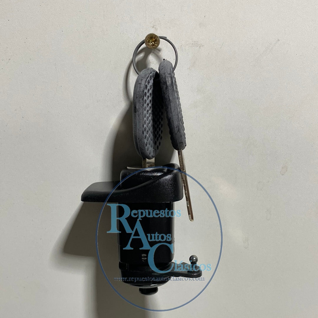 YALE PUERTA SEAT PANDA – RepuestosAutosClasicos